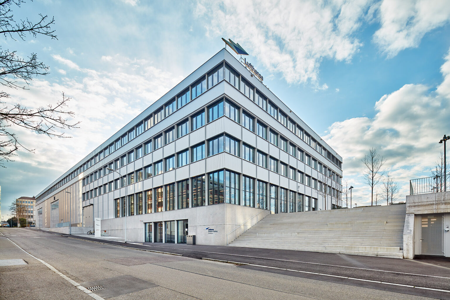 Lufthansa Aviation Training, Zurich – Photography Eduardo Perez ...